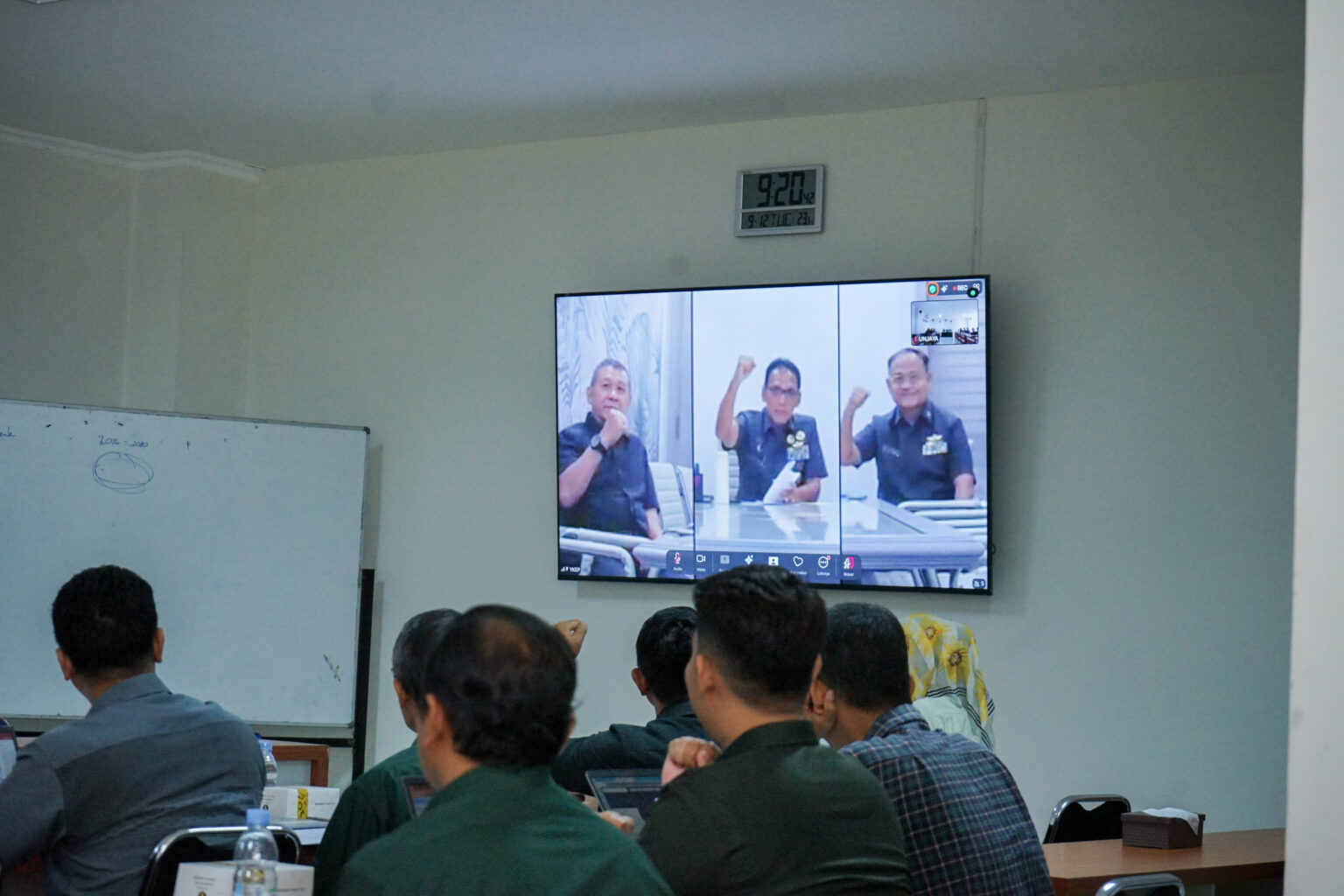 Universitas Jenderal Achmad Yani Yogyakarta - Nasionalis, Patriotik, Heroik